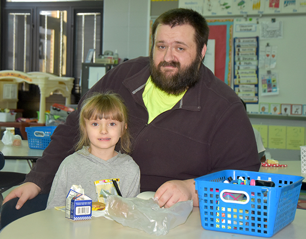 Cafe Hoglan helps to forge family connections | News, Sports, Jobs ...